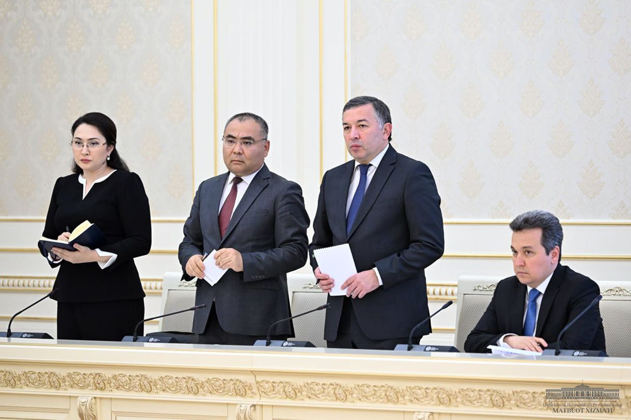 Prezident Shavkat Mirziyoyev maktab ta'limidagi masalalarni muhokama qilish va ustuvor ...