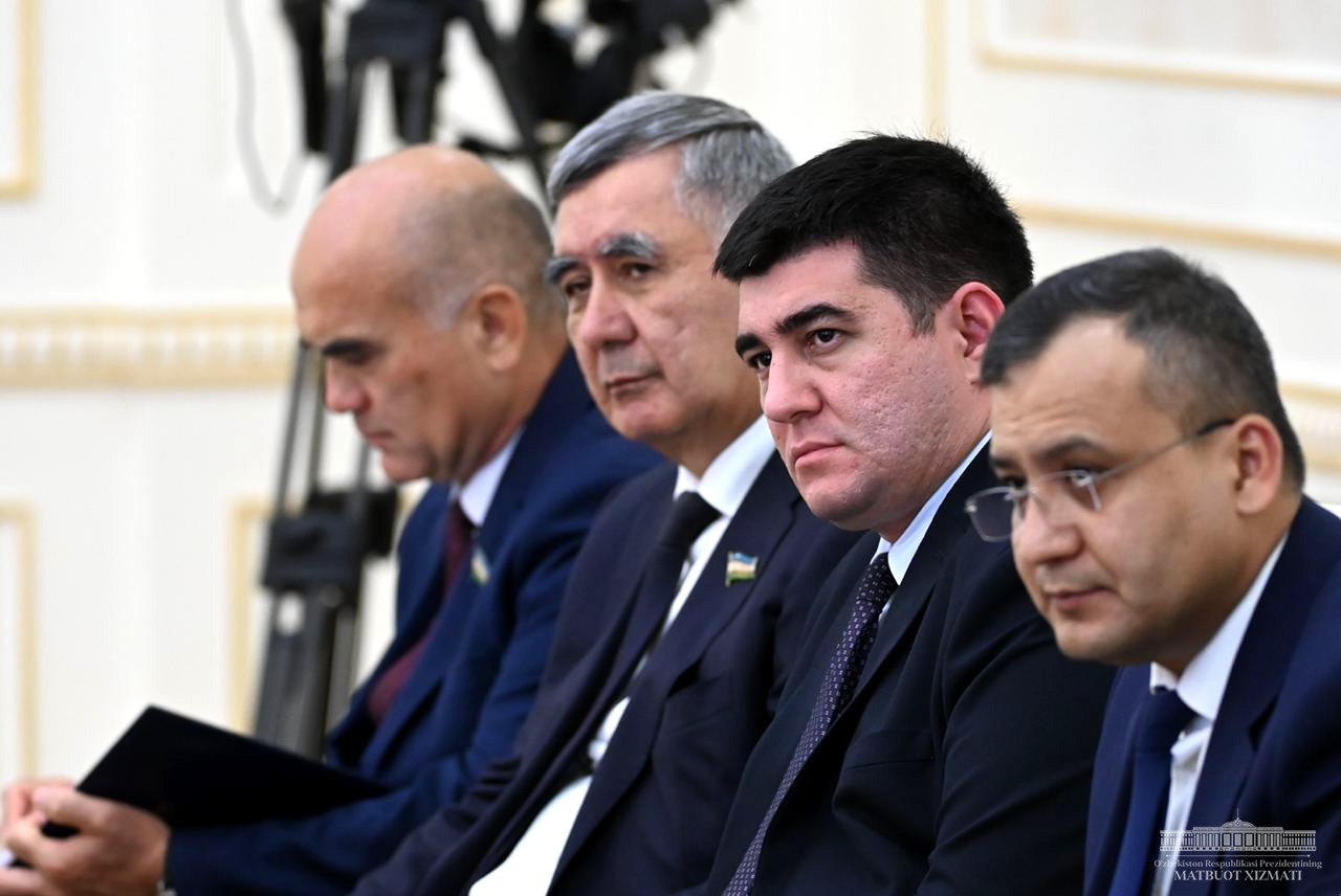 Prezident Shavkat Mirziyoyev maktab ta'limidagi masalalarni muhokama qilish va ustuvor ...