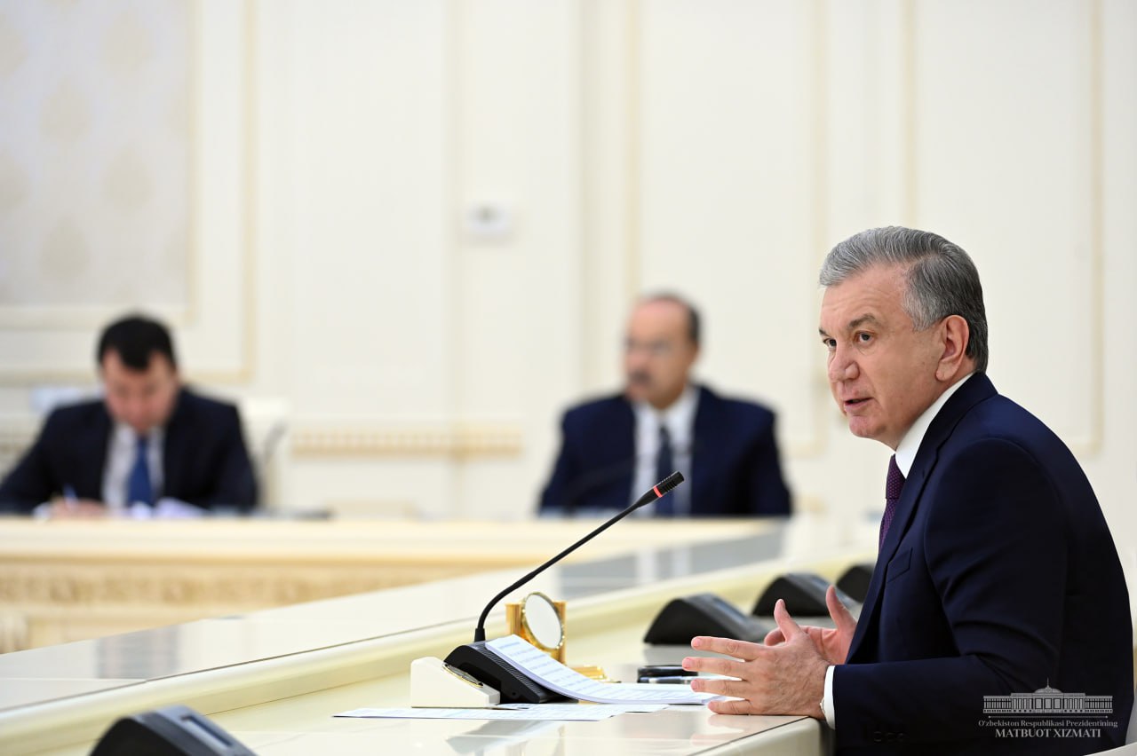 Prezident Shavkat Mirziyoyev maktab ta'limidagi masalalarni muhokama qilish va ustuvor ...